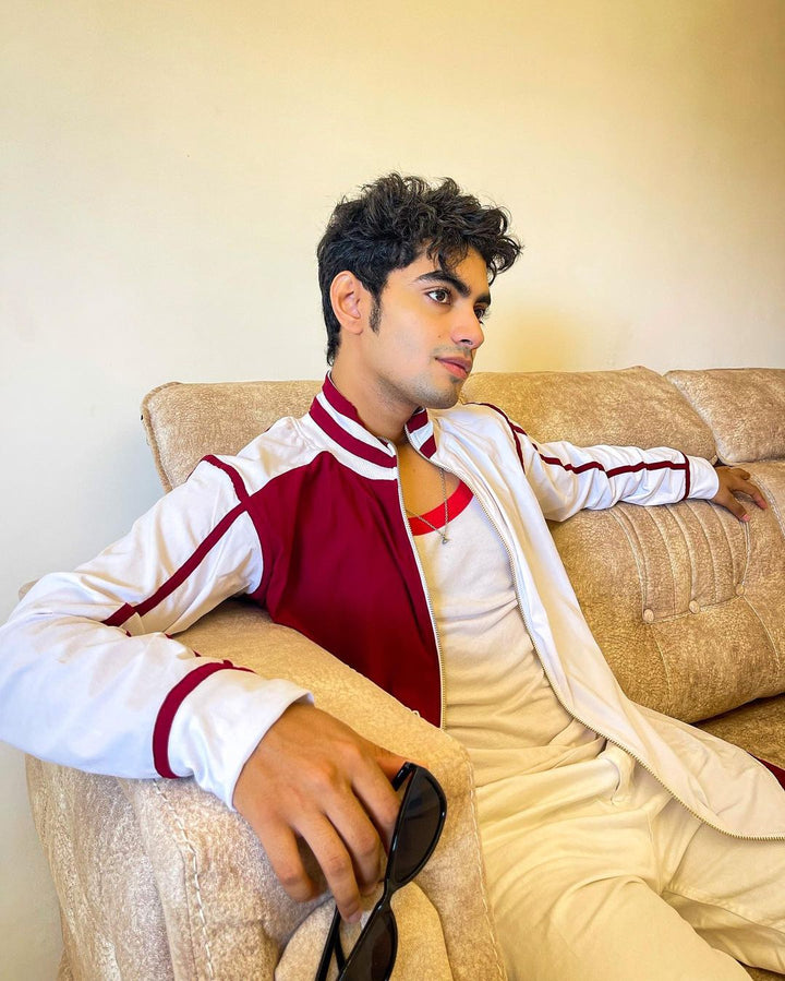 Celebrity – Emblaze